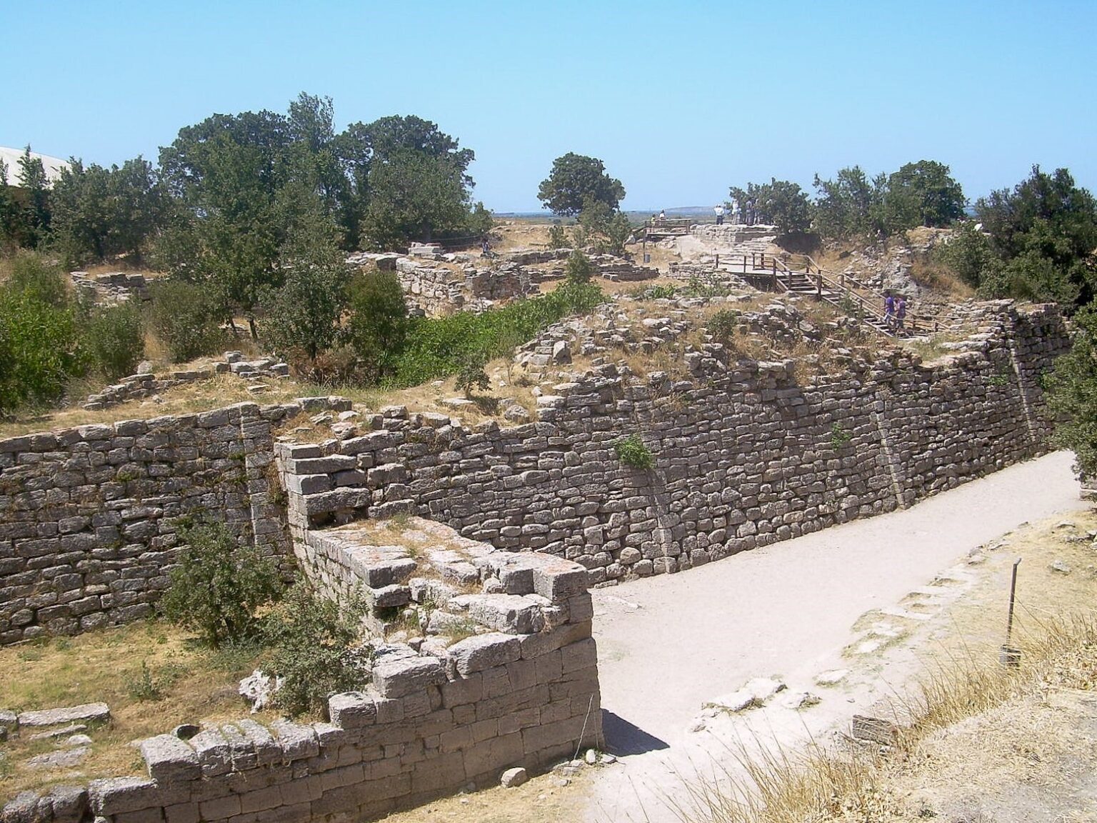 The Bronze Age Queen—Helen of Sparta - Femmina Classica
